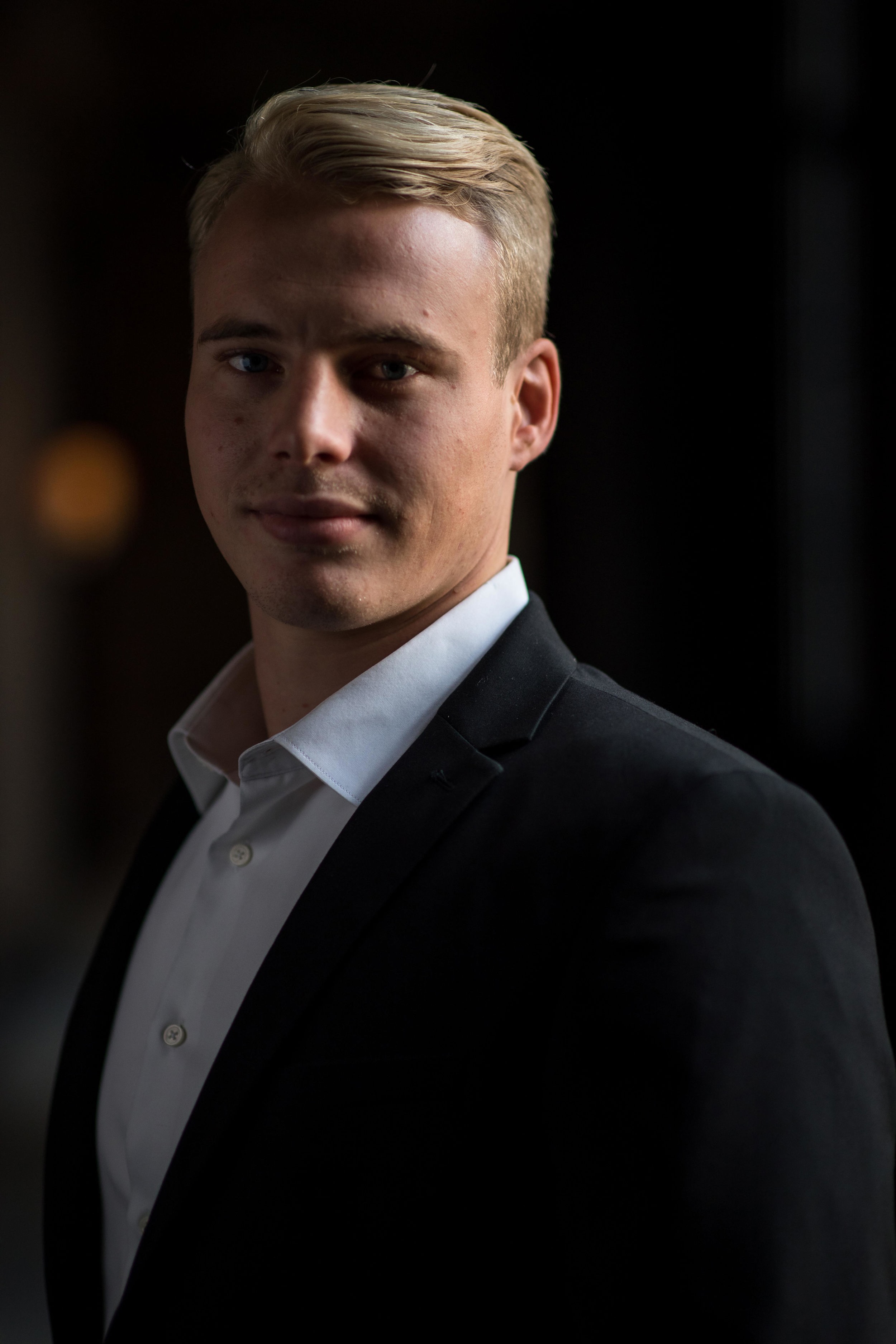 Steffan Freriks - Equivalence