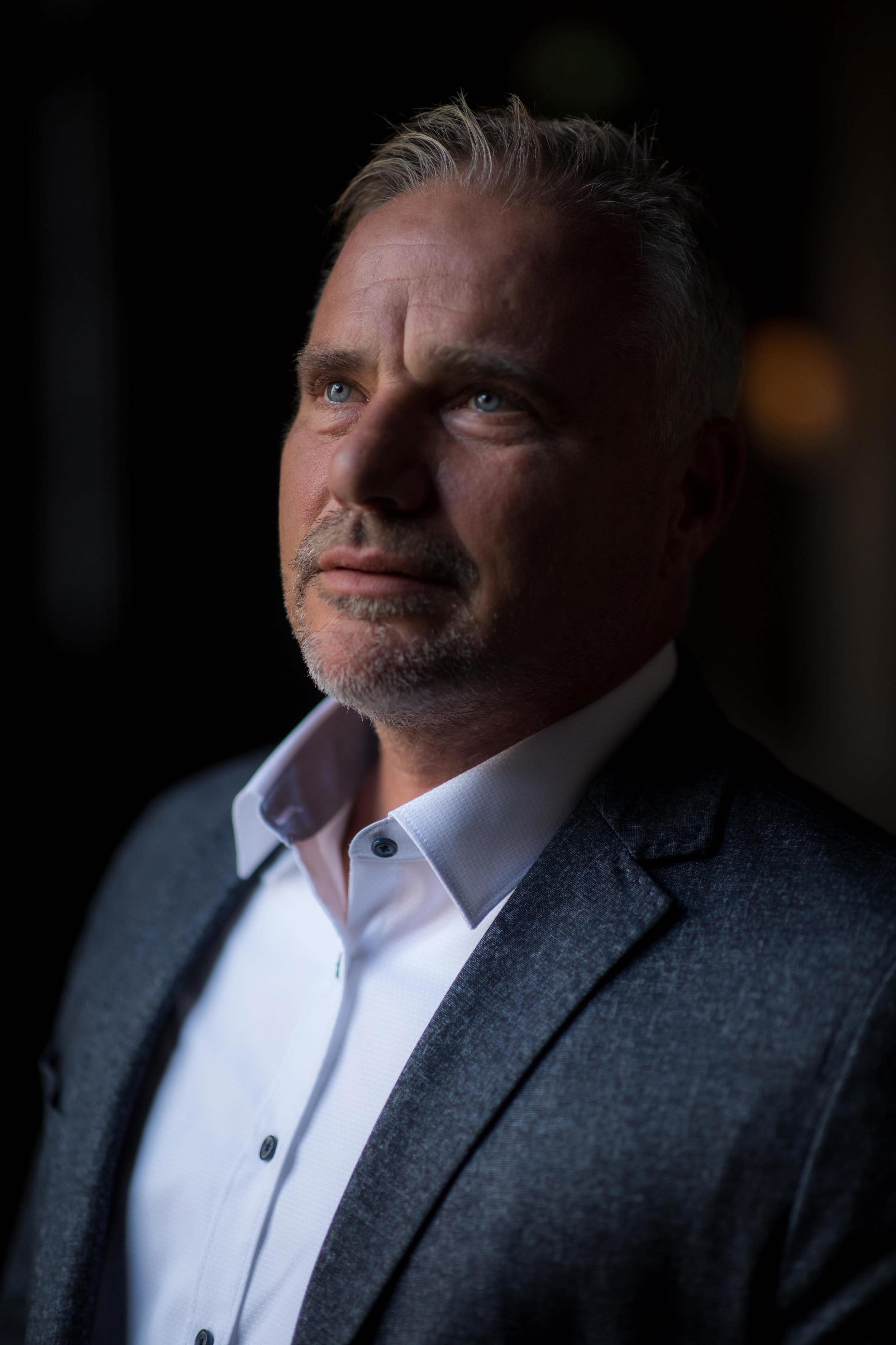 Patrick Freriks - Equivalence